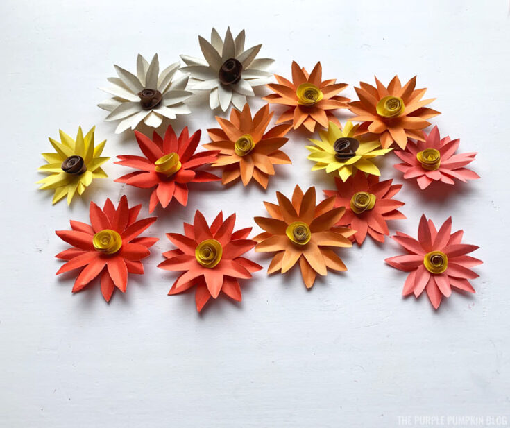 How To Make A Paper Fall Flower Wreath | Pretty Autumn DIY Decor