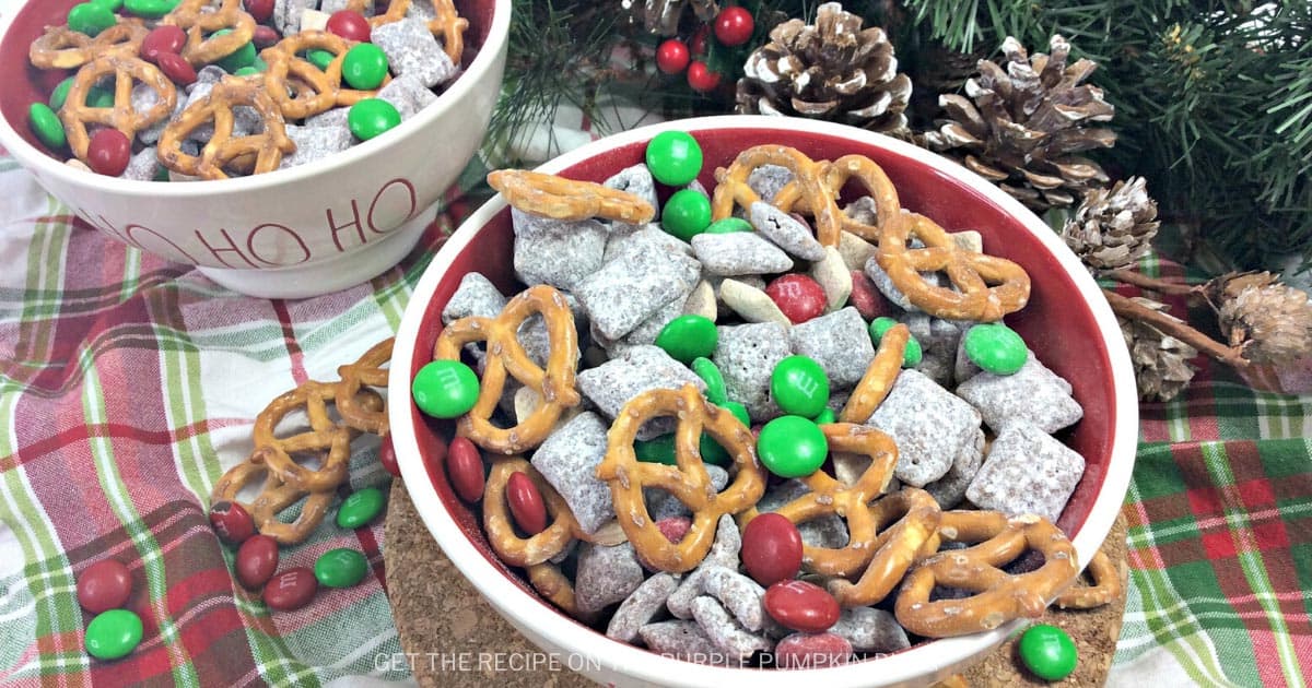 Reindeer Chow - A Yummy Festive Snack Mix | Christmas Muddie Buddies