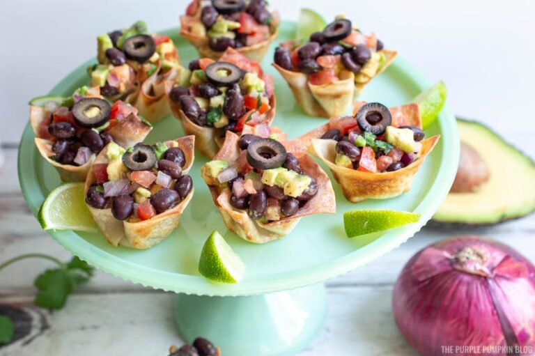 Black Bean Salsa Cups Appetizer Made with Baked Wonton Wrappers