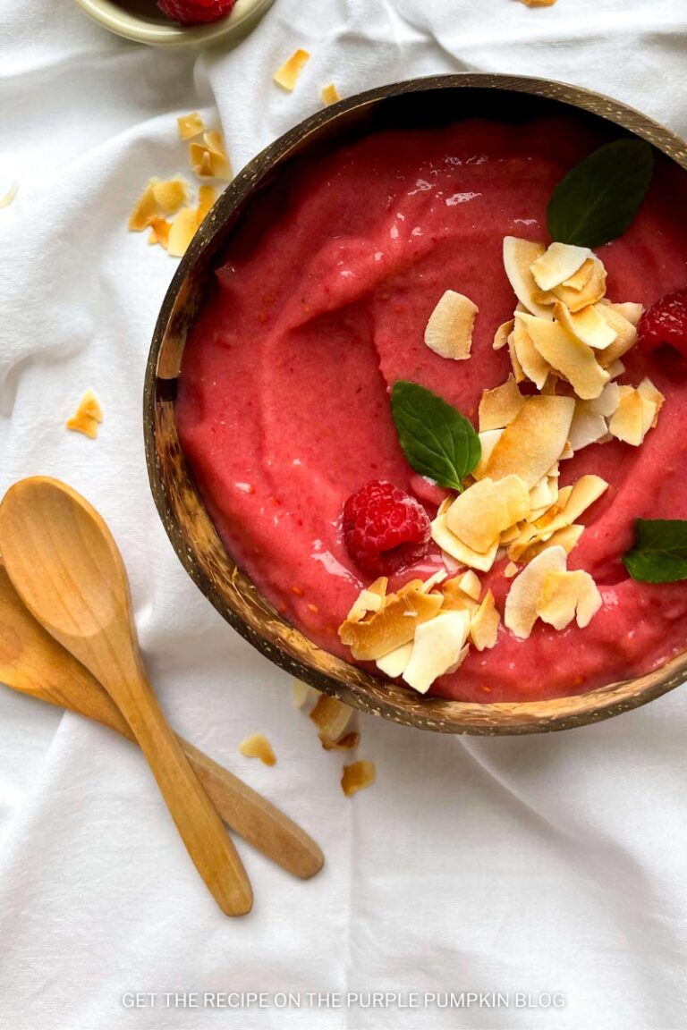 Pineapple Raspberry Smoothie Bowl - A Delicious Way To Start Your Day!