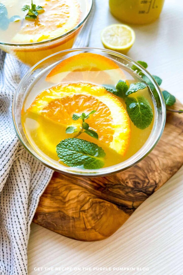 Refreshing Fresh Orange Mint Lemonade Recipe: Summer Drinks