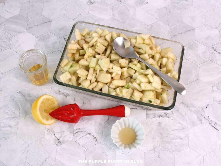 Best Healthy Apple Crumble Recipe with Oat Topping