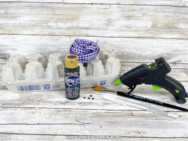Recycled Egg Carton Bats: An Easy Halloween Craft for Kids!