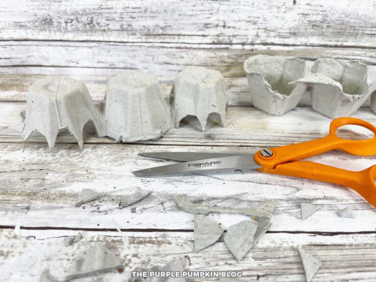 Recycled Egg Carton Bats: An Easy Halloween Craft for Kids!