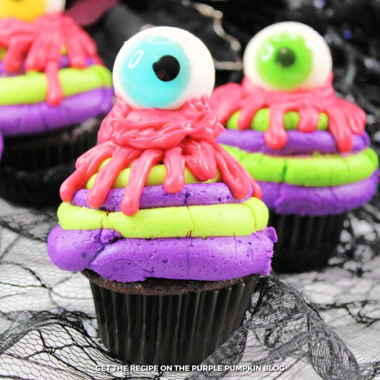 Monster Eyeball Cupcakes - A Creepy Halloween Treat!