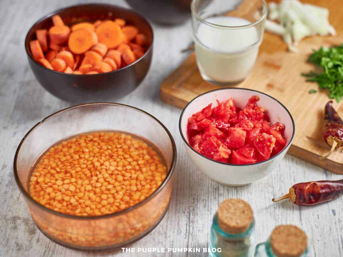 Delicious Spiced Carrot and Lentil Soup Recipe
