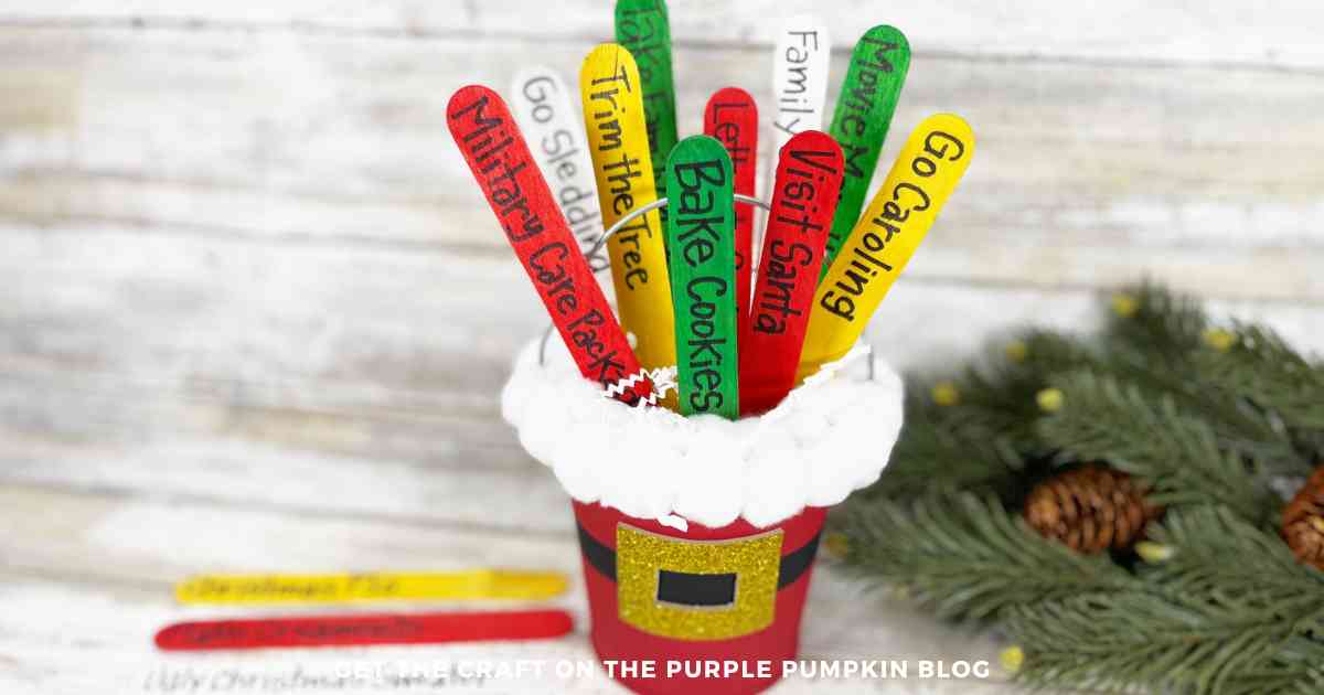 Fun DIY Christmas Bucket List Craft Idea for the Holidays